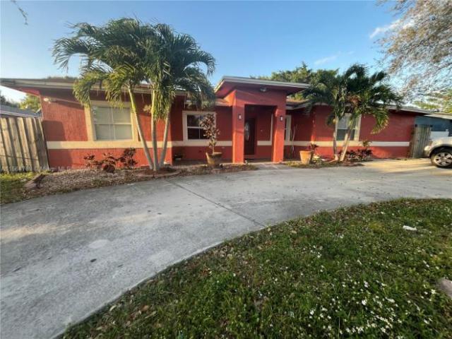 3 Br, 1 bath, Single Family 3421 Sw 12 Ct