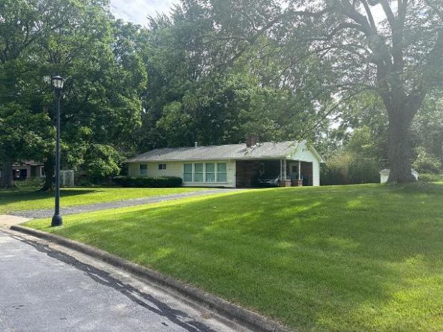 3 Br, 1 bath, Single Family 345 Circle Ct