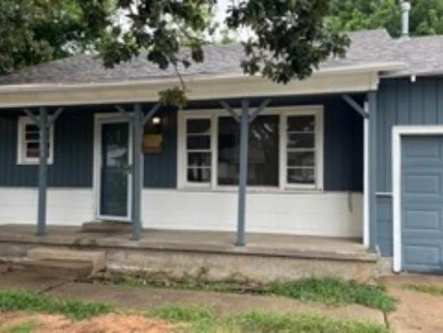 3 Br, 1 bath, Single Family 3609 Woodside Drive