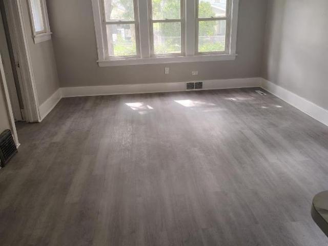 3 Br, 1 bath, Single Family 365 Noah Ave
