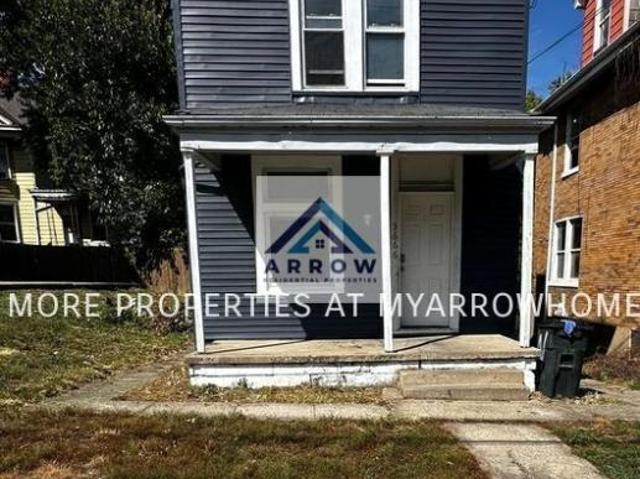 3 Br, 1 bath, Single Family 3666 Glenway Ave