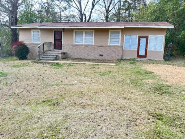 3 Br, 1 bath, Single Family 3679 S Southland