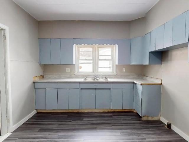 3 Br, 1 bath, Single Family 3730 S Nebraska Street