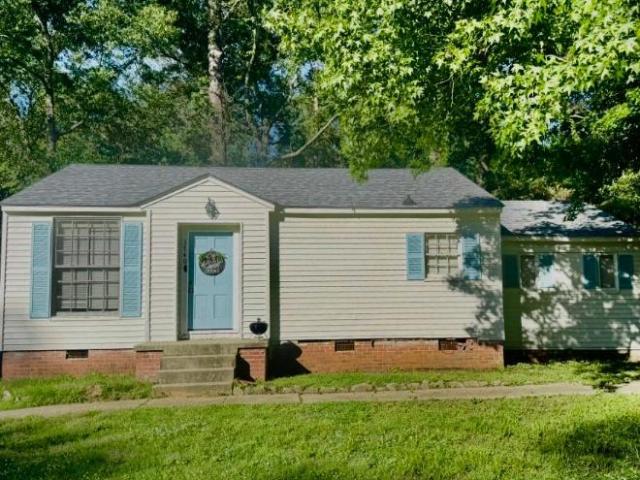3 Br, 1 bath, Single Family 3740 Hines Ave