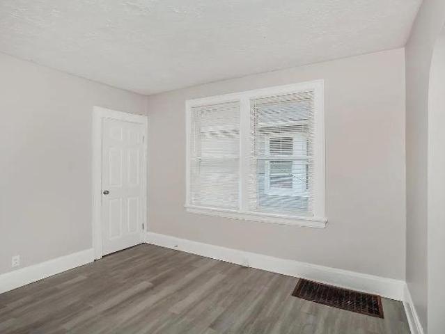 3 Br, 1 bath, Single Family 3772 W Liberty St
