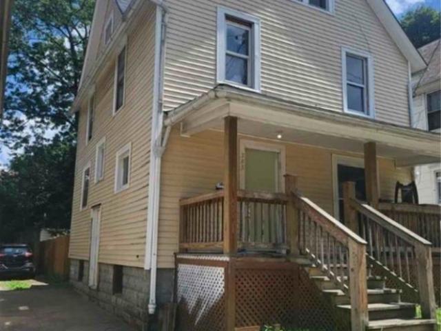 3 Br, 1 bath, Single Family 383 Gibbs Pl