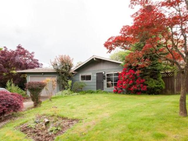 3 Br, 1 bath, Single Family 3828 N Willis Blvd
