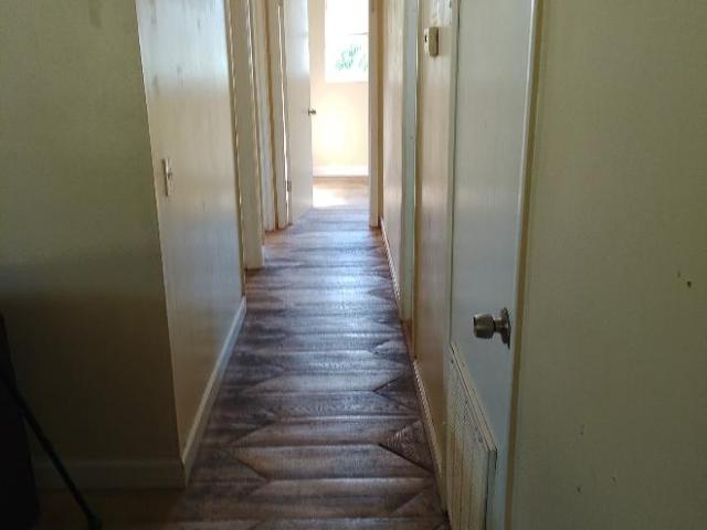 3 Br, 1 bath, Single Family 303 Bridle Path