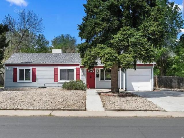 3 Br, 1 bath, Single Family 3001 S Forest St