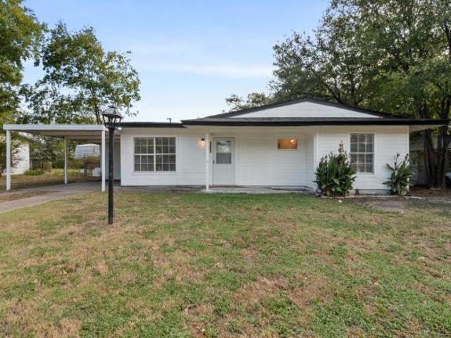 3 Br, 1 bath, Single Family 3003 Williams Dr