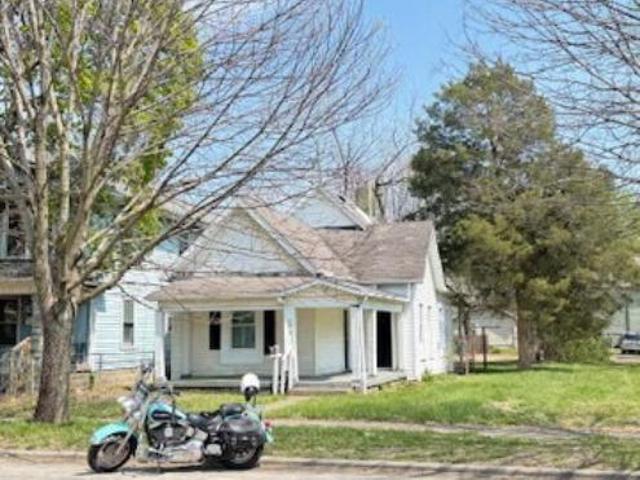 3 Br, 1 bath, Single Family 3019 Boulevard Place
