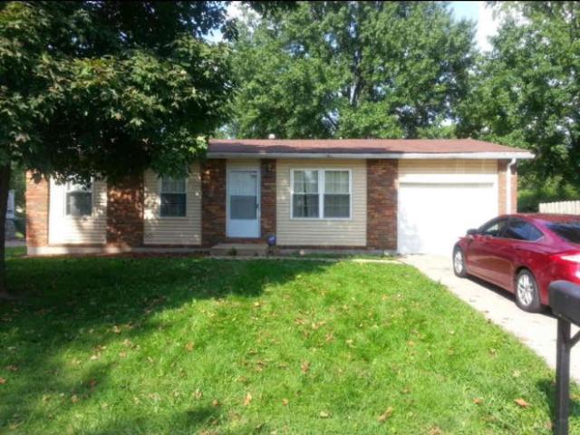 3 Br, 1 bath, Single Family 30 Fox Meadow Ln