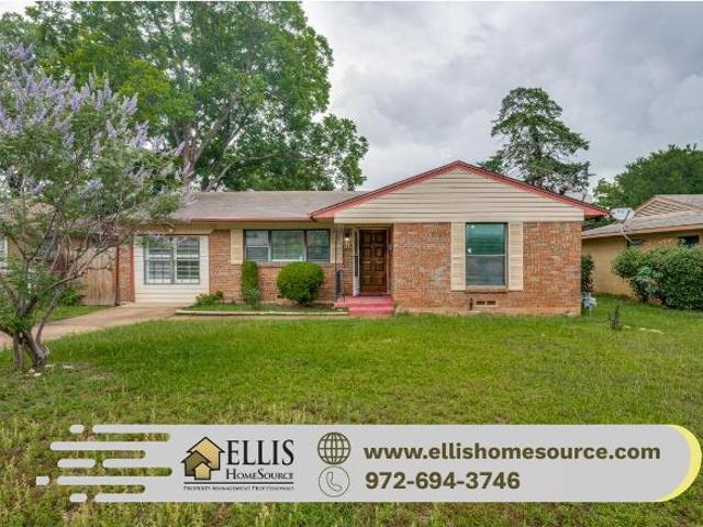 3 Br, 1 bath, Single Family 315 E 15th St