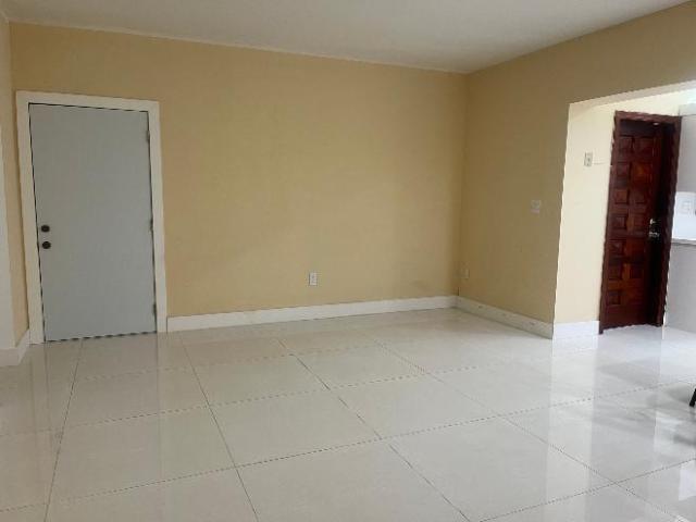 3 Br, 1 bath, Single Family 330 Northwest Dr