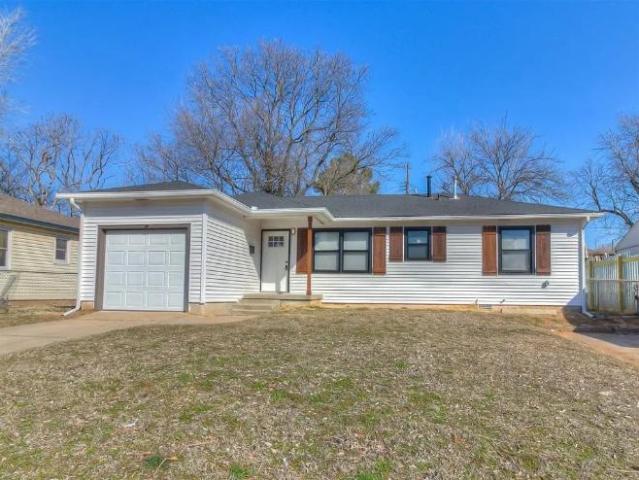 3 Br, 1 bath, Single Family 3345 NE 13th St