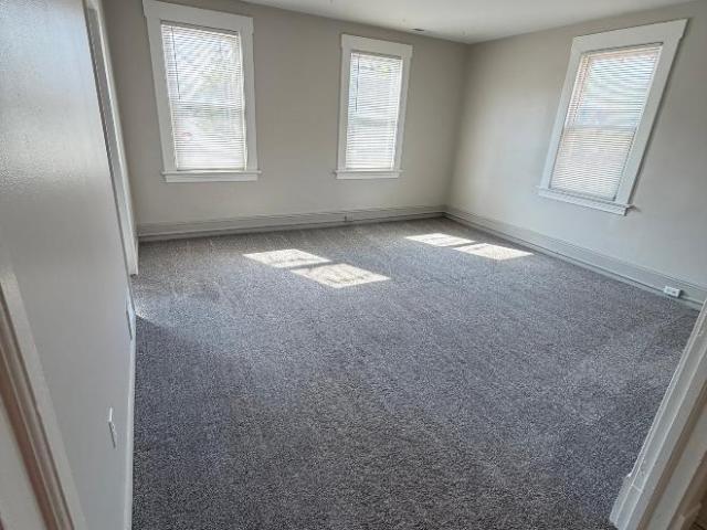 3 Br, 1 bath, Single Family 4435 State Rd