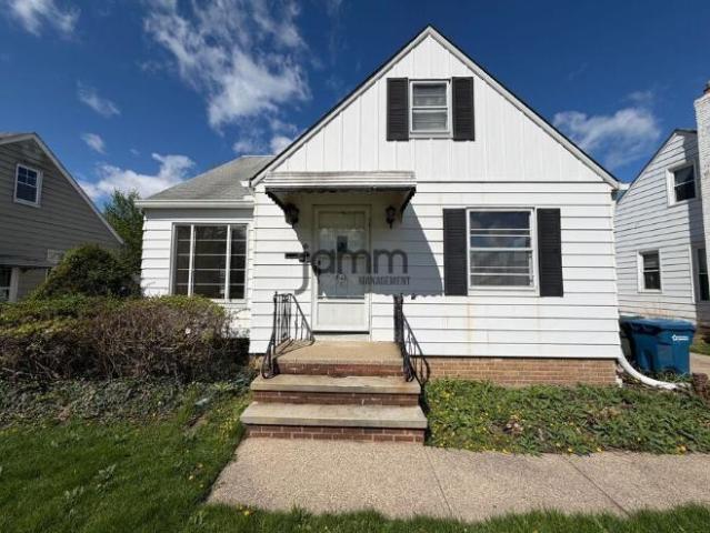 3 Br, 1 bath, Single Family 4566 W 226th Street