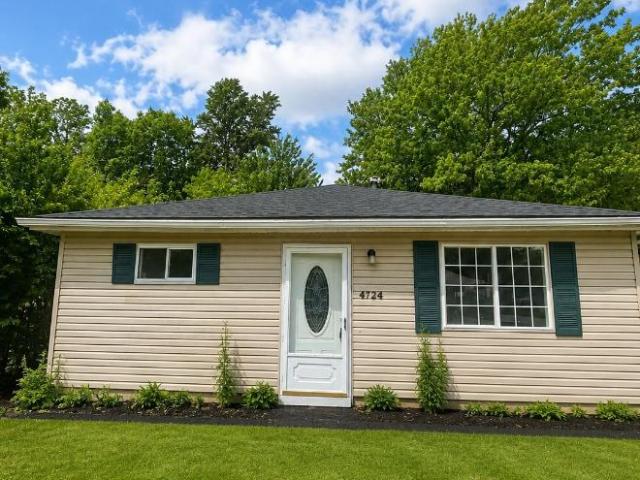 3 Br, 1 bath, Single Family 4724 Homewood Dr