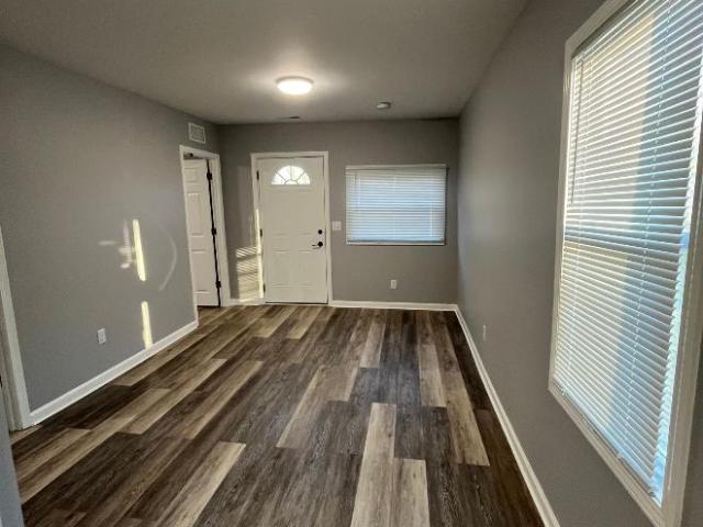 3 Br, 1 bath, Single Family 4744 Delaware St