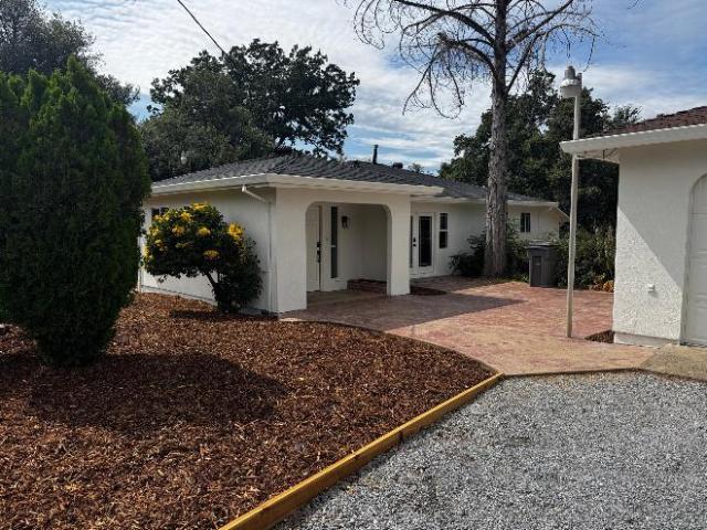 3 Br, 1 bath, Single Family 4829 Chico St