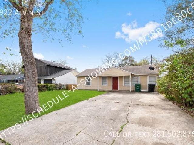3 Br, 1 bath, Single Family 4922 Alvin St