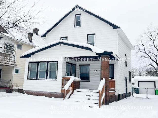 3 Br, 1 bath, Single Family 4928 E 84th St
