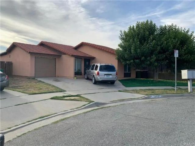 3 Br, 1 bath, Single Family 497 Cheyenne Circle