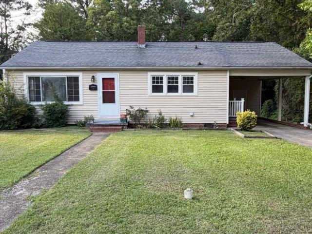 3 Br, 1 bath, Single Family 403 E Branch St
