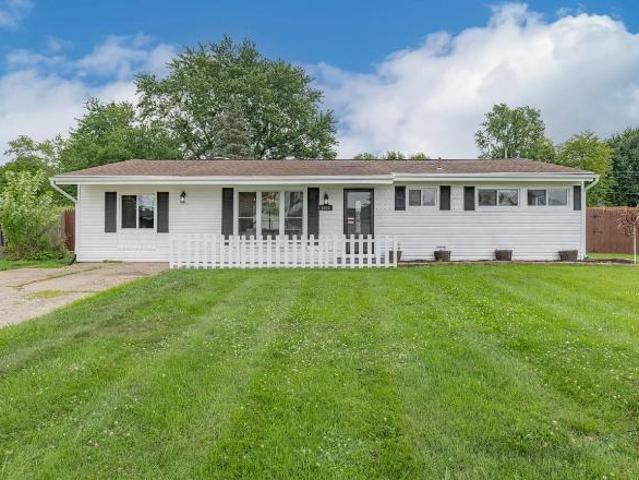 3 Br, 1 bath, Single Family 4041 Rosehill Dr