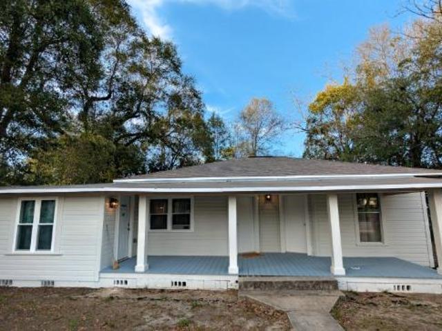 3 Br, 1 bath, Single Family 41 East Sloss Ave