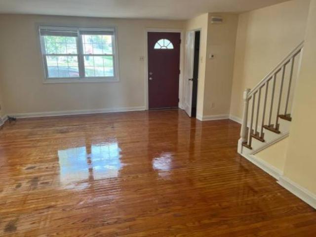 3 Br, 1 bath, Single Family 428 Vernon