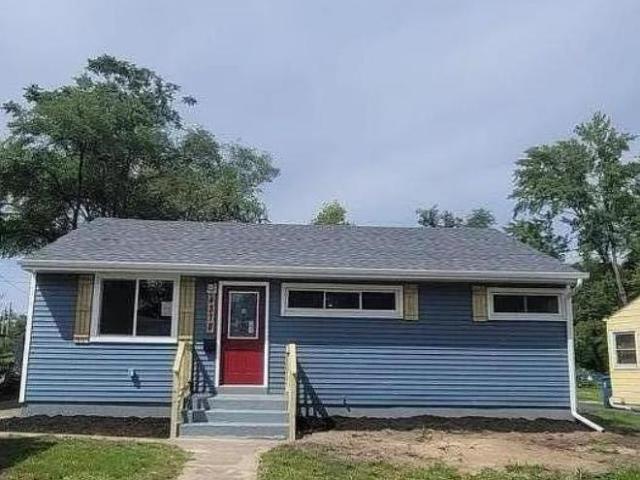 3 Br, 1 bath, Single Family 4318 E 12th Pl