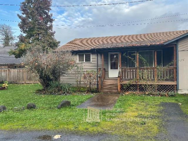 3 Br, 1 bath, Single Family 4355 River Road