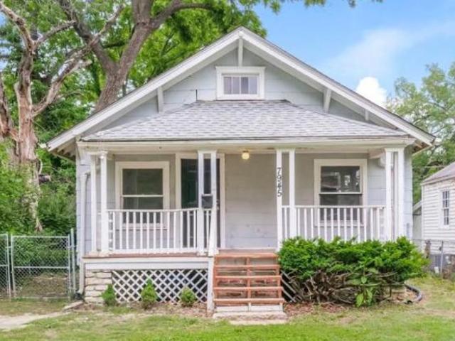 3 Br, 1 bath, Single Family 5405 25th Ave SW