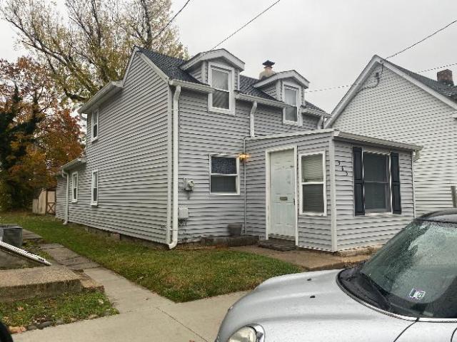 3 Br, 1 bath, Single Family 563 Pennington Ave