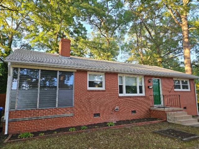3 Br, 1 bath, Single Family 5712 Jahnke Road