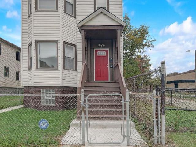 3 Br, 1 bath, Single Family 5720 South Princeton Avenue