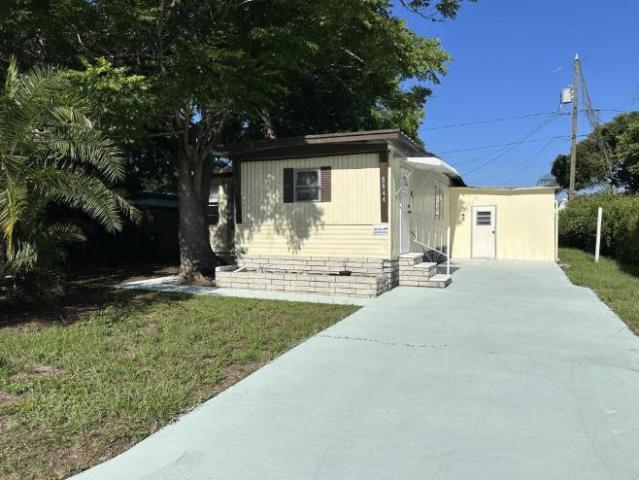 3 Br, 1 bath, Single Family 5844 Sunshine Park Dr