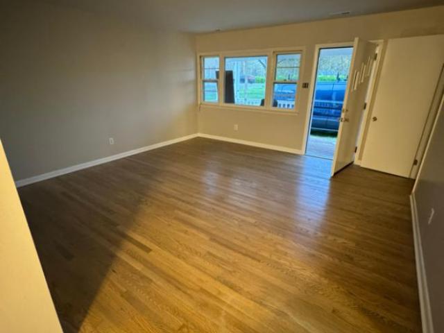 3 Br, 1 bath, Single Family 5925 Washington Ave