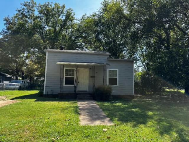 3 Br, 1 bath, Single Family 507 Dunbar