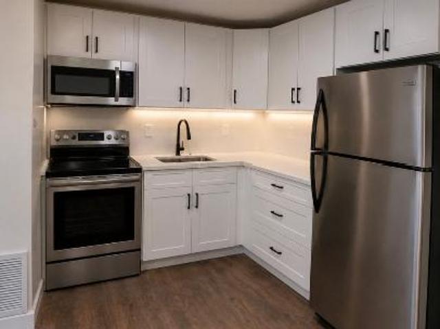 3 Br, 1 bath, Single Family 507 Saint Robert Dr