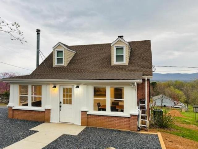 3 Br, 1 bath, Single Family 5097 Browntown Road