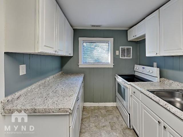 3 Br, 1 bath, Single Family 511 N Taylor St