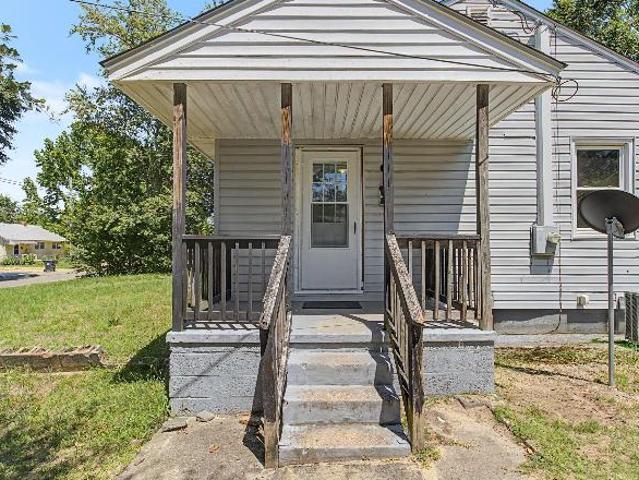 3 Br, 1 bath, Single Family 512 E 6th Ave