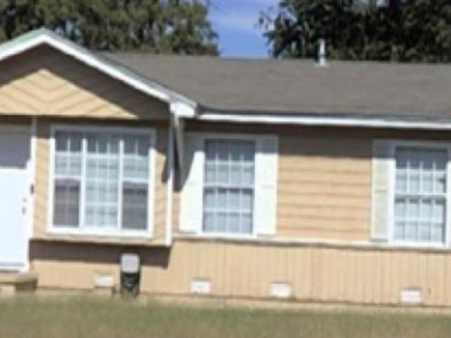 3 Br, 1 bath, Single Family 515 E 58th St N