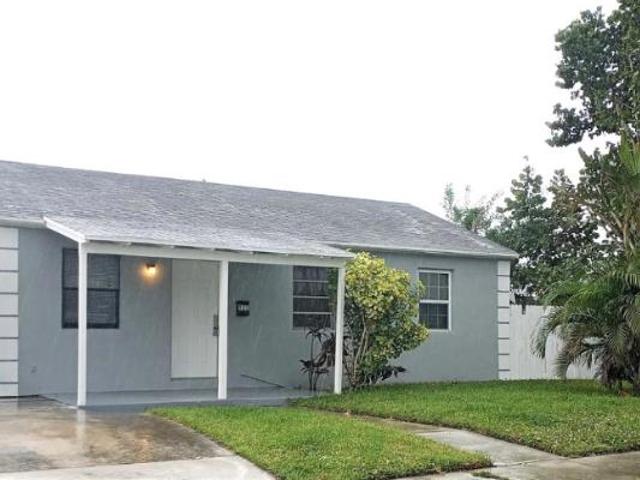 3 Br, 1 bath, Single Family 522 W 3rd St