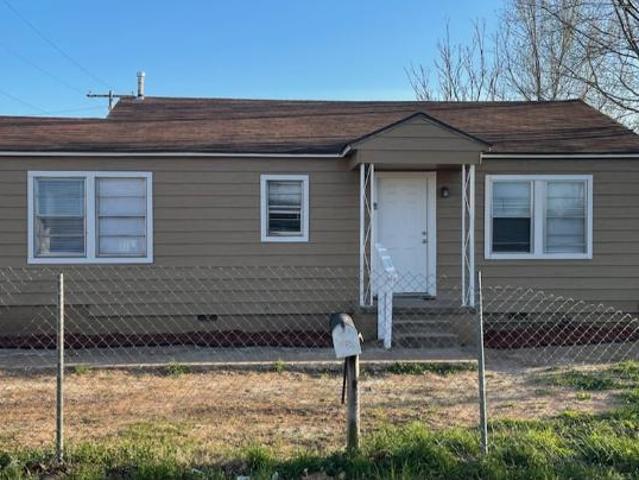 3 Br, 1 bath, Single Family 5330 W 11th Pl
