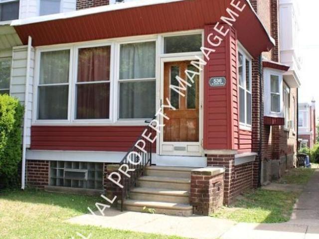 3 Br, 1 bath, Single Family 536 West Chew Avenue