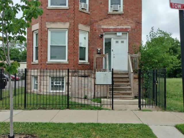 3 Br, 1 bath, Single Family 6501 South Justine Street