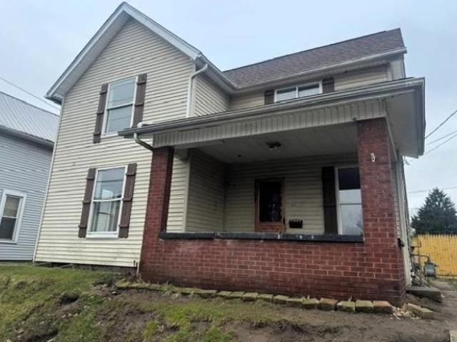 3 Br, 1 bath, Single Family 611 Pine St